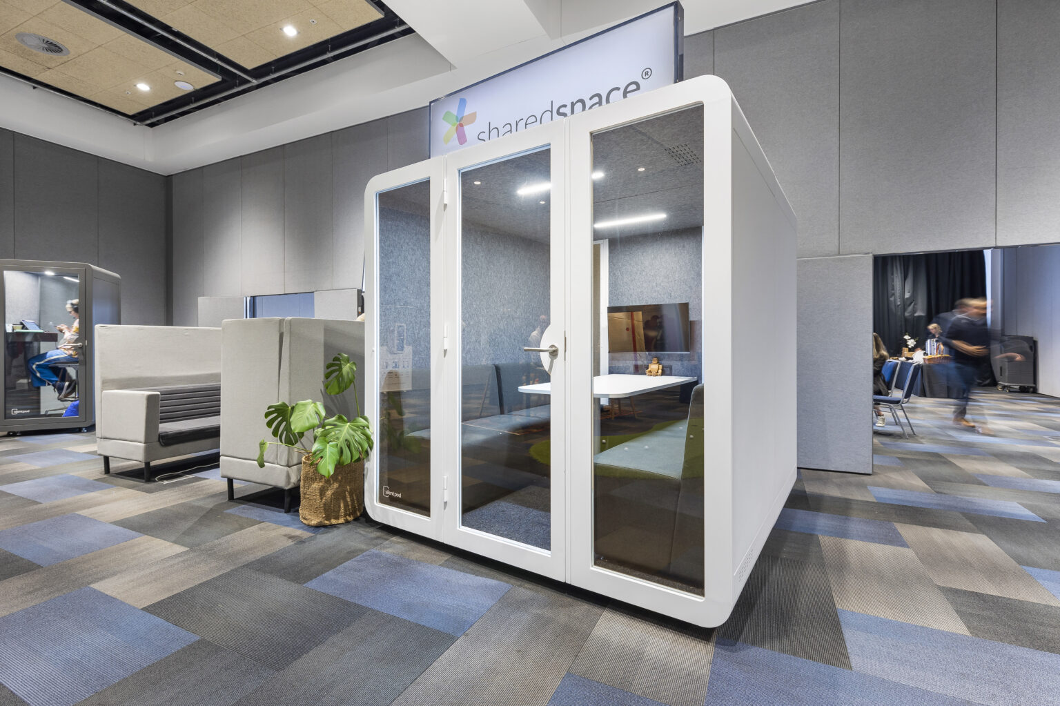 Acoustic Pods vs. Traditional Offices - Silent Pod