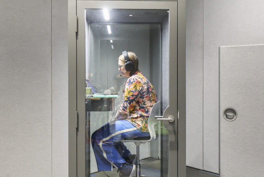 Silent Pod - Portable Acoustic Pods.